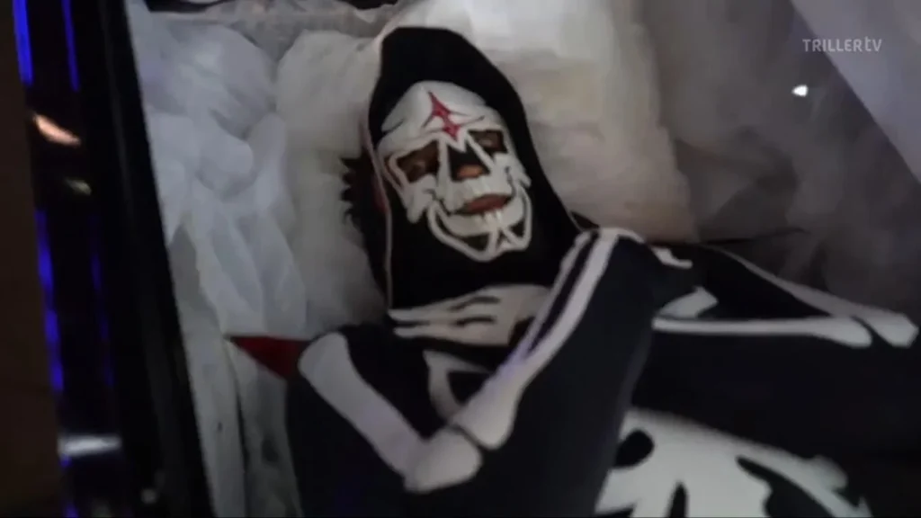 La Parka: El nacimiento de la leyenda. - Explosión Visual